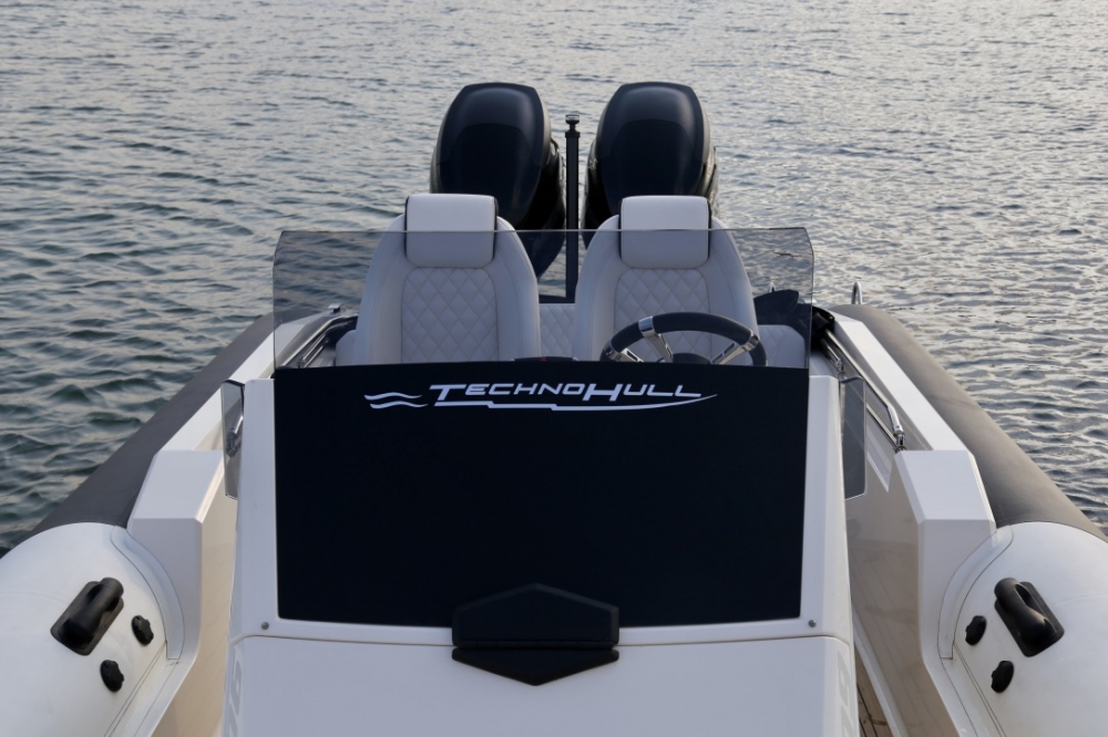 TECHNOHULL High Performance Ribs : T9